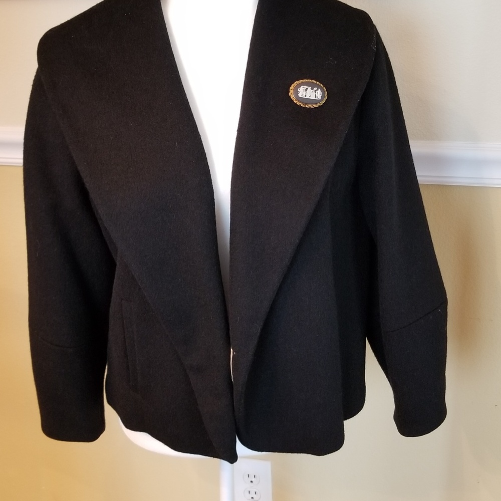 1950s Vintage Ladies Short Jacket Black Size 8 - Gem
